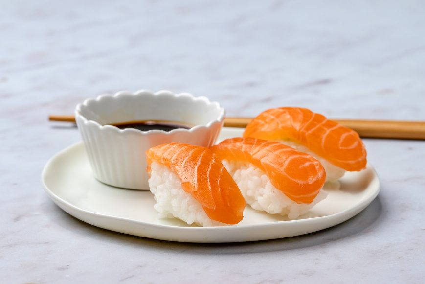 Cum Se Face Sushi Acasa - 4 Retete De Sushi Simple Si Delicioase ...