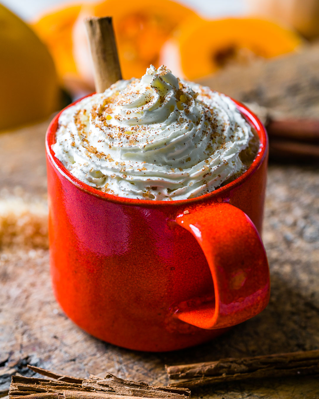 Latte Cu Dovleac si Condimente | Blondelish.com