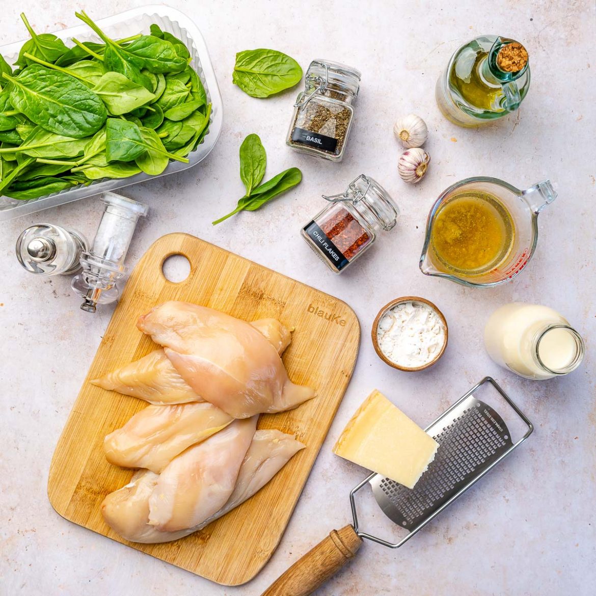 Piept de Pui cu Sos Alb – Reteta Video - Blondelish.com