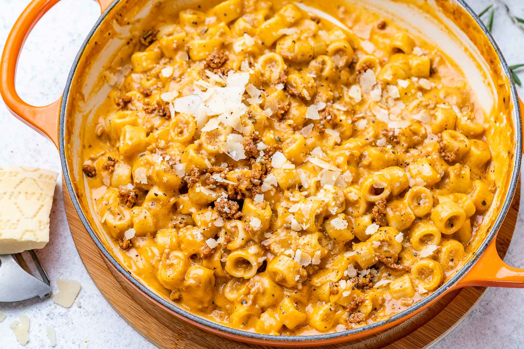Creamy Beef Pumpkin Pasta Recipe - Blondelish.com